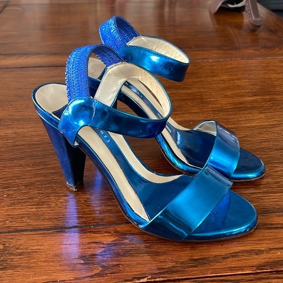 Theory | Shoes | Theory Tella Electric Metallic Blue Heel Sandal 37 7 ...
